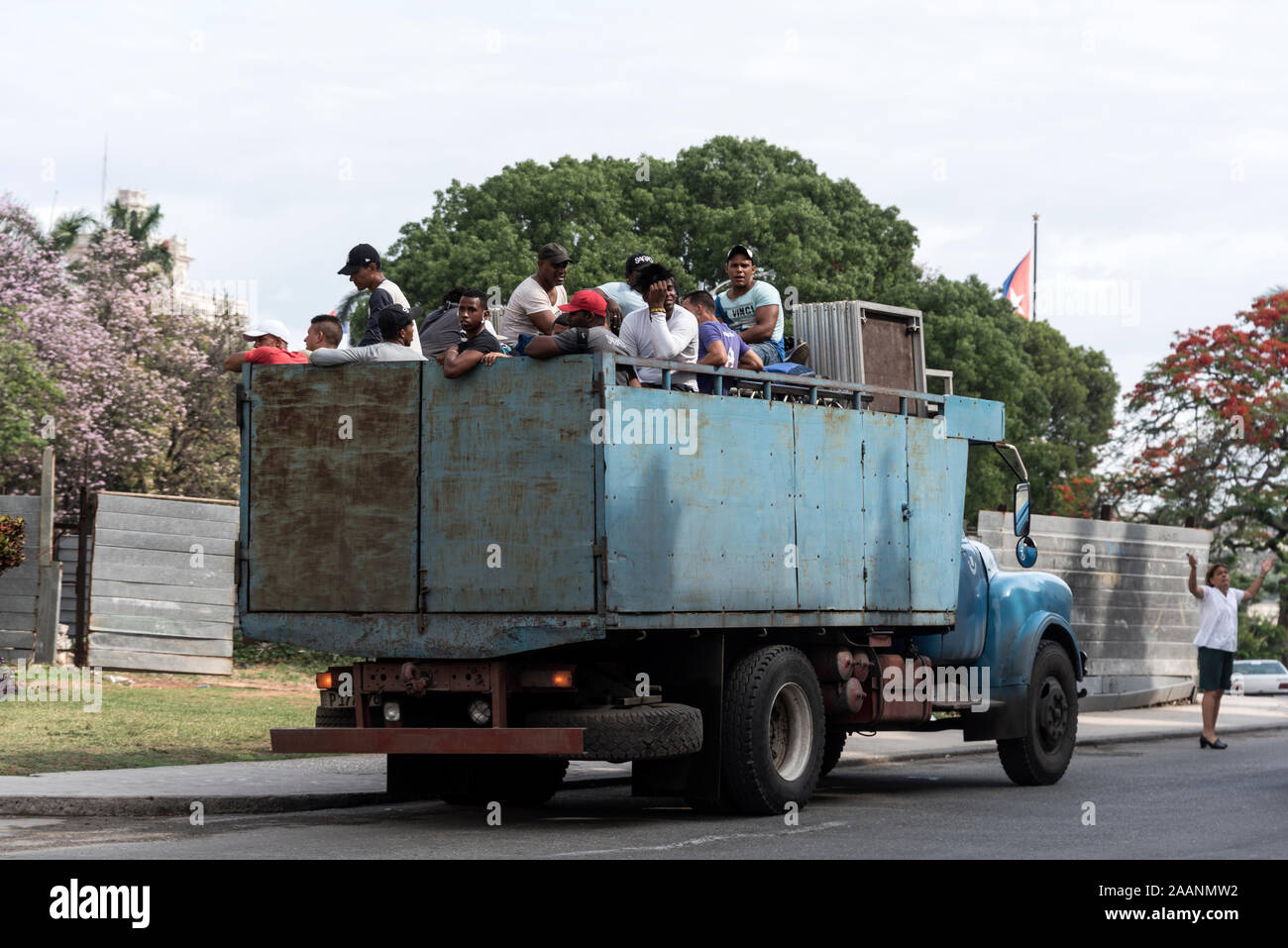 Cuban truck hi-res stock photography and images - Alamy