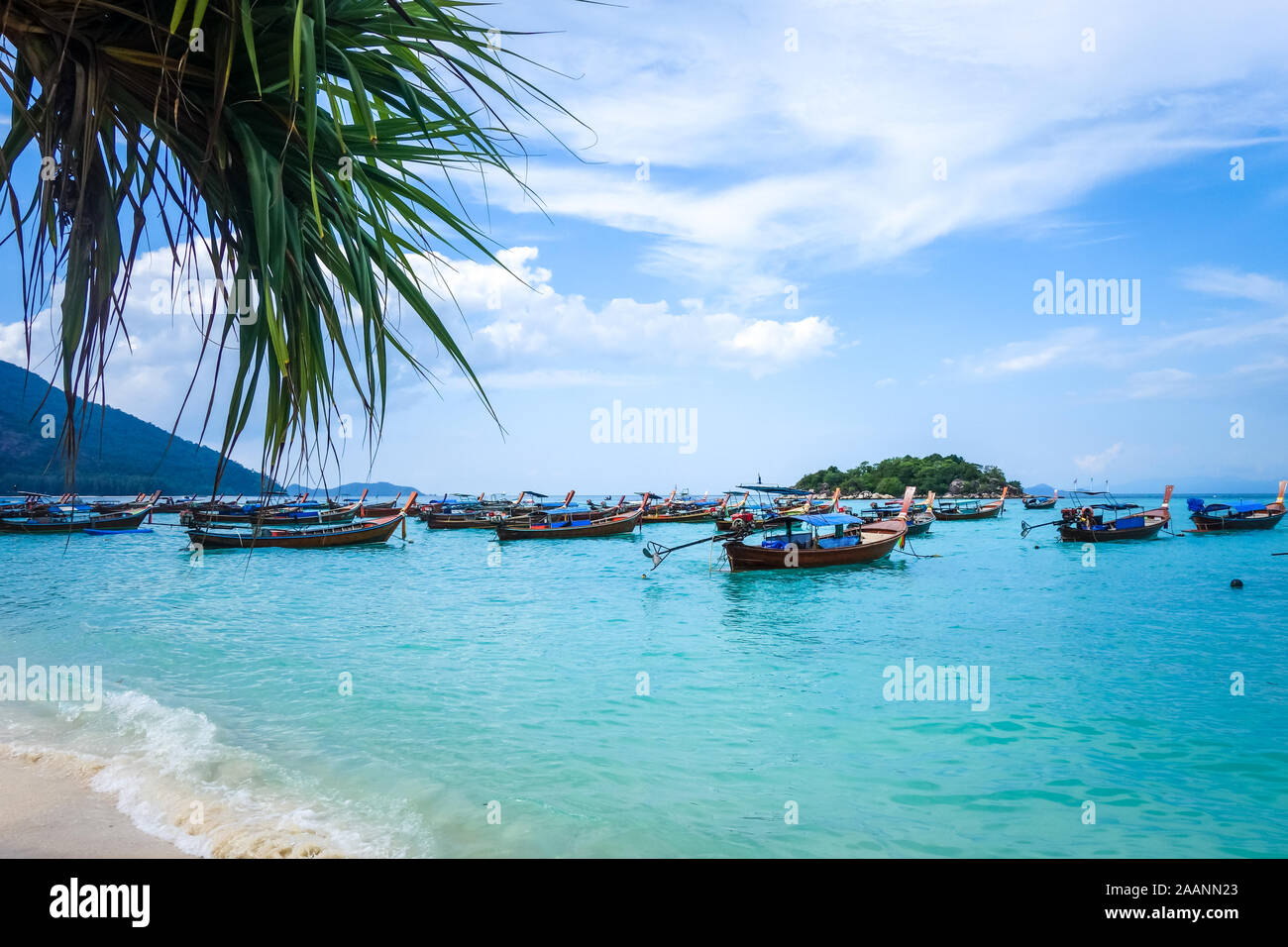 Sunrise beach, tropical paradise in Koh Lipe, Thailand Stock Photo - Alamy