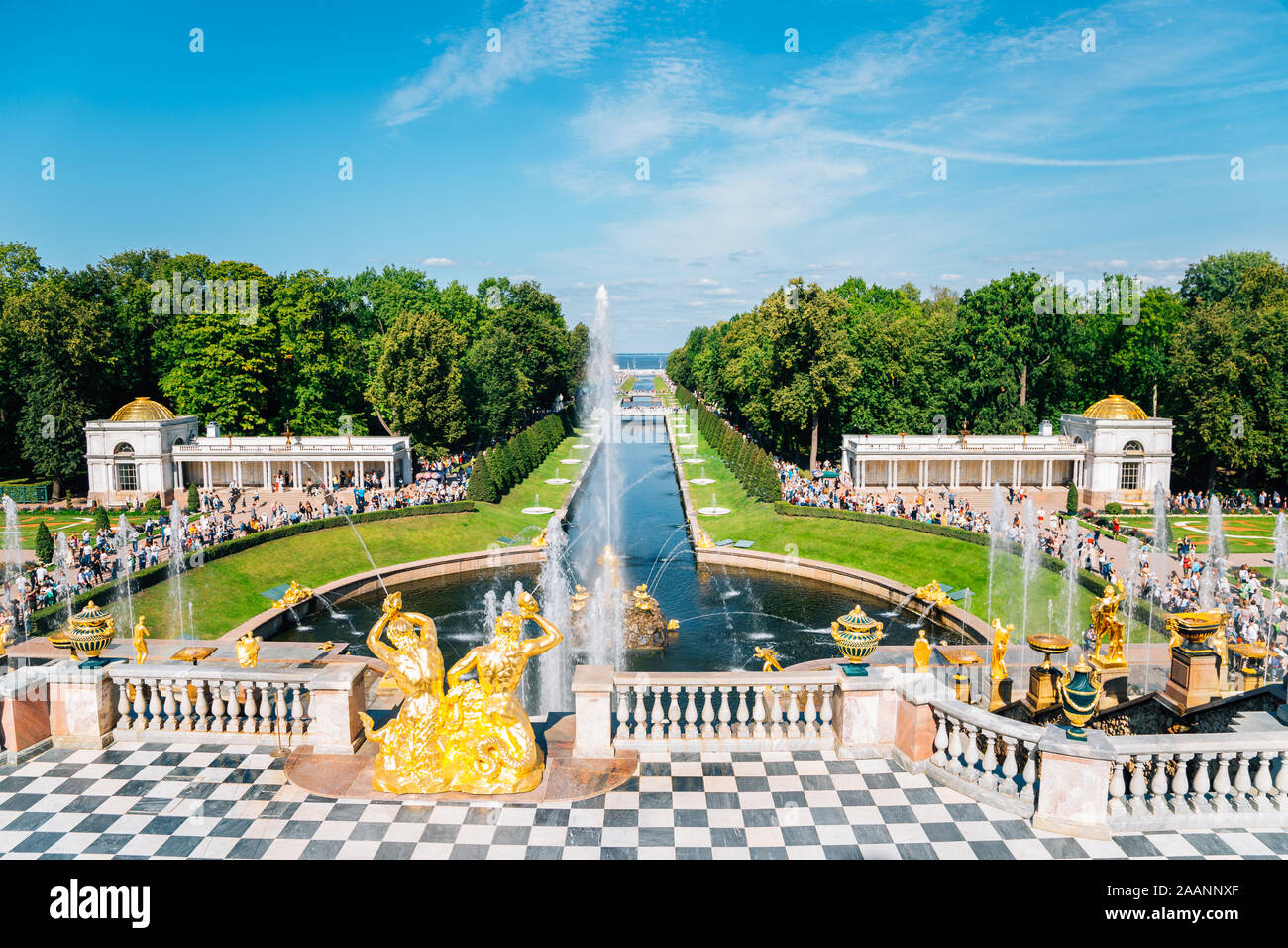 Peterhof palace and garden hi-res stock photography and images - Alamy