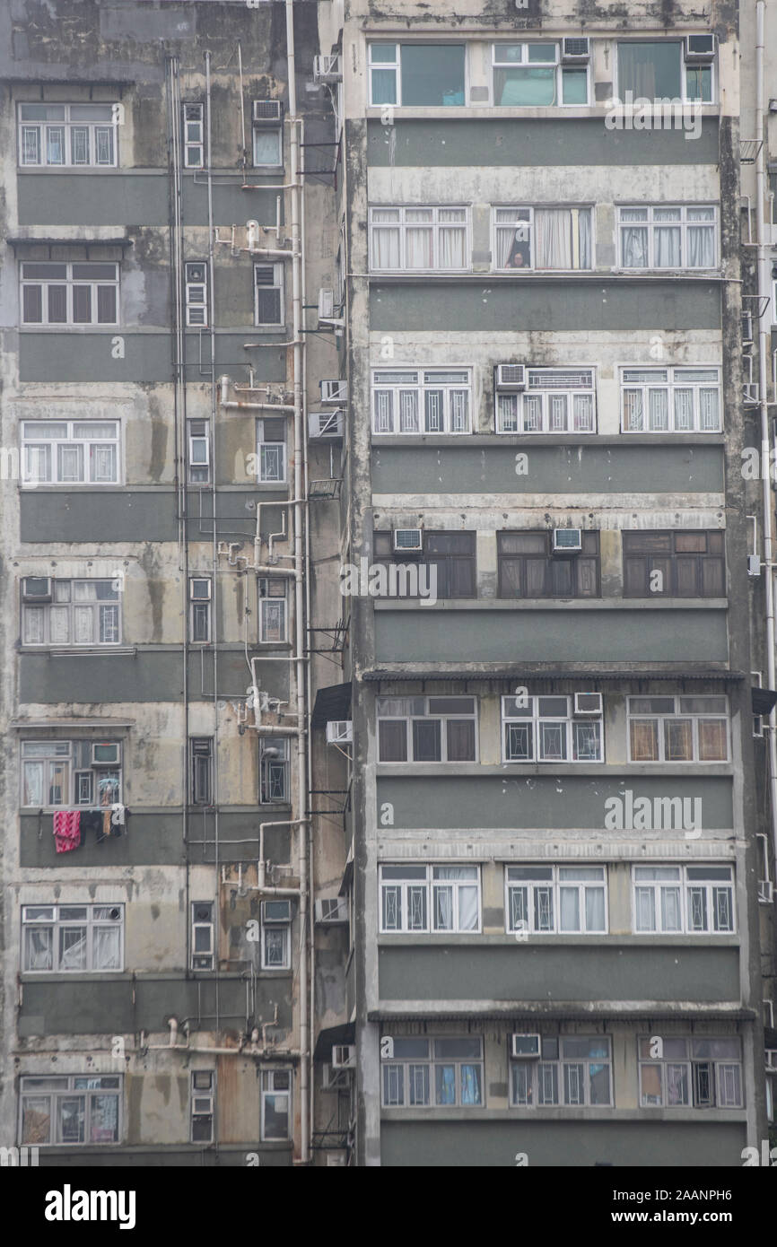 Dirty cities hi-res stock photography and images - Alamy