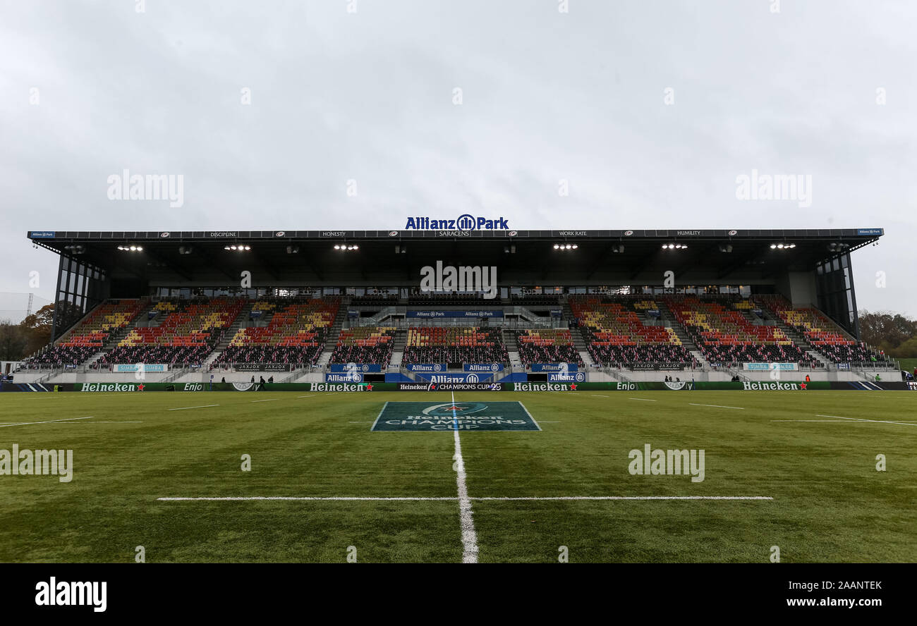 The allianz park stadium london hi-res stock photography and images - Alamy