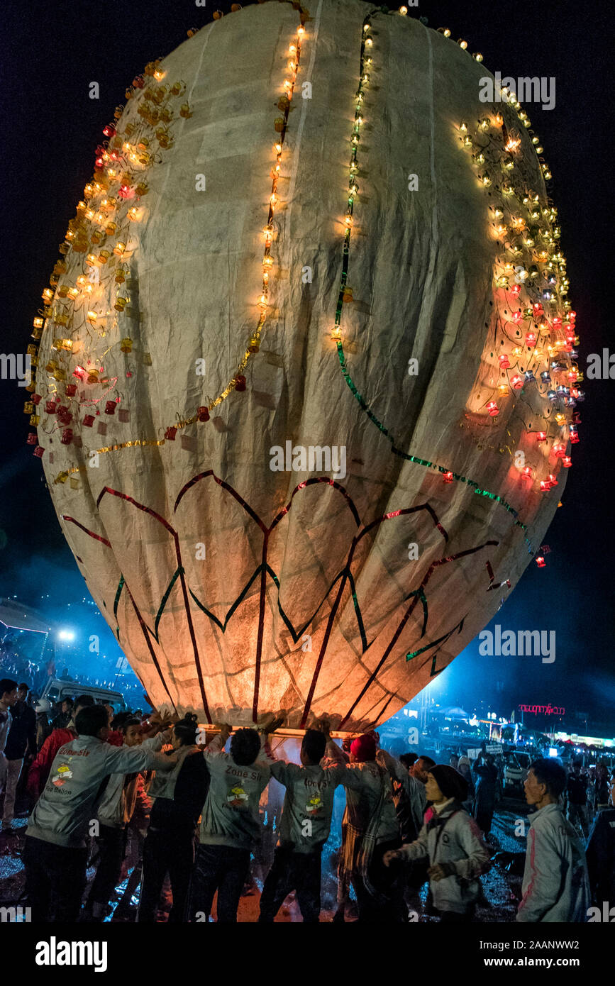 Taunggyi hot air balloon hi-res stock photography and images - Alamy