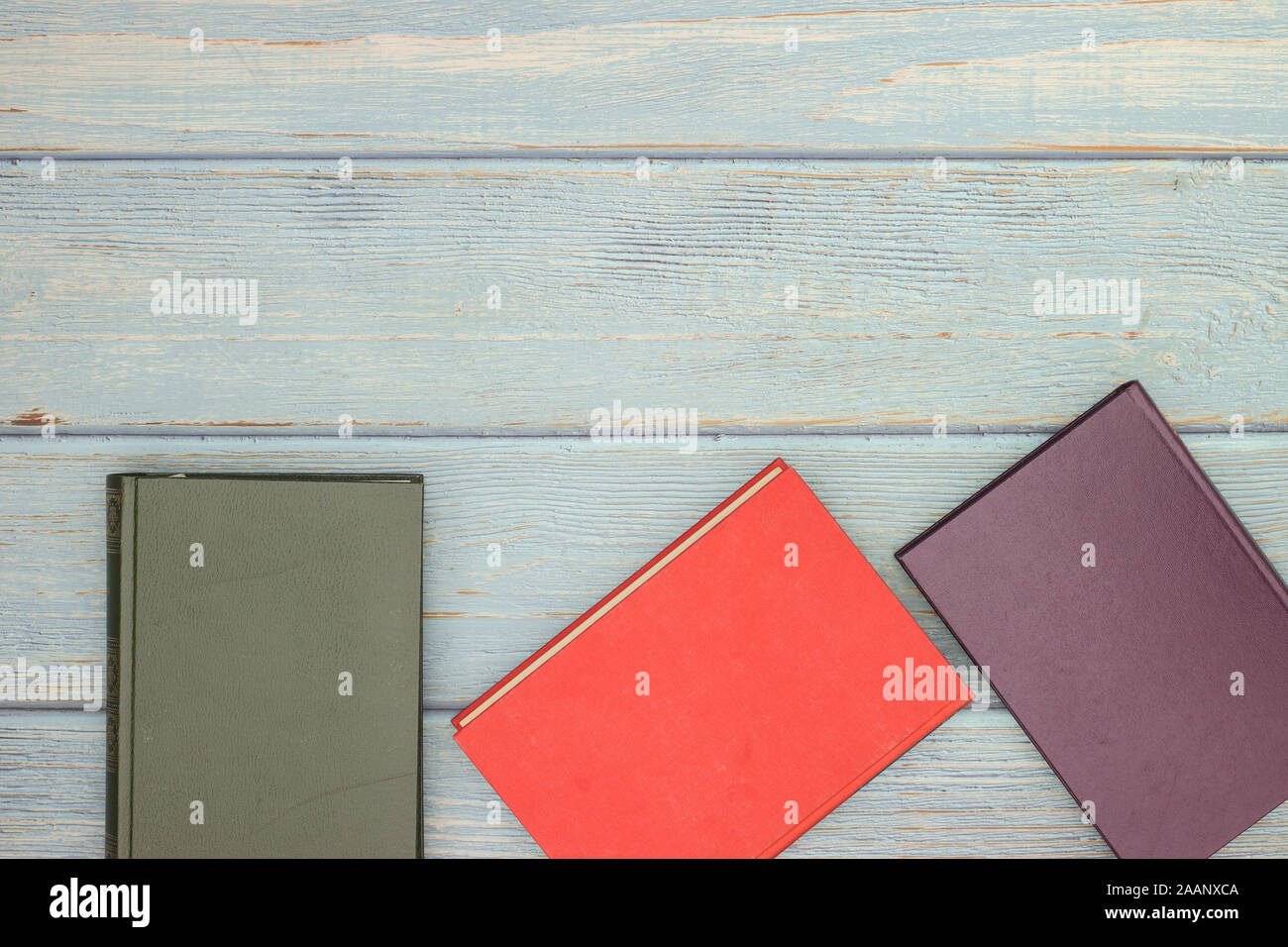 Vintage books vector hi-res stock photography and images - Alamy