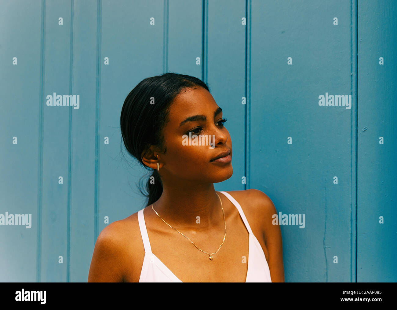 Happy smiling cuban girl in street hi-res stock photography and images ...