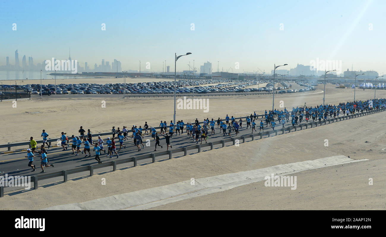 Kuwait City, Kuwait. 23rd Nov, 2019. Runners participate in a charity ...