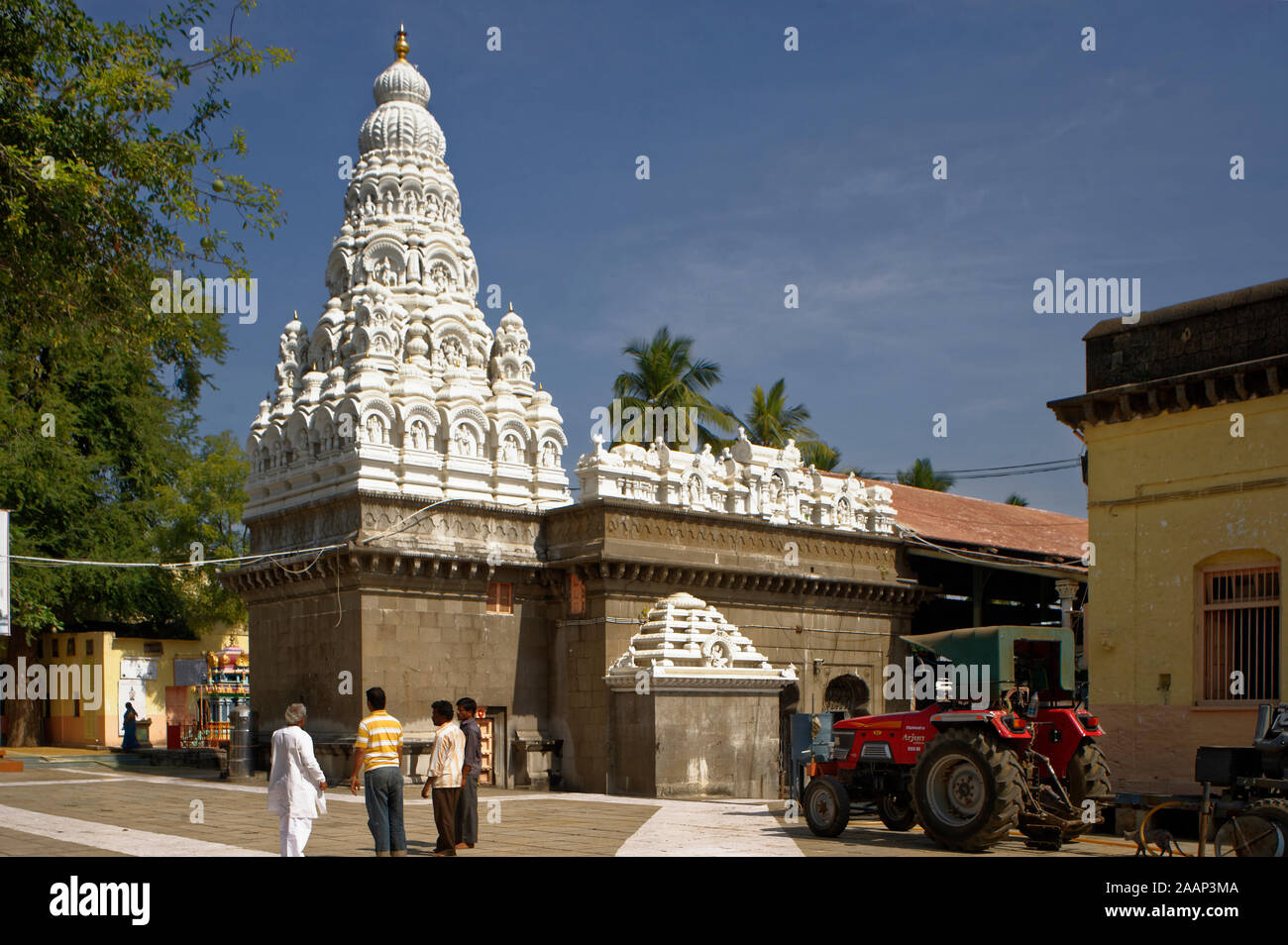 Kalasha temple hi-res stock photography and images - Alamy