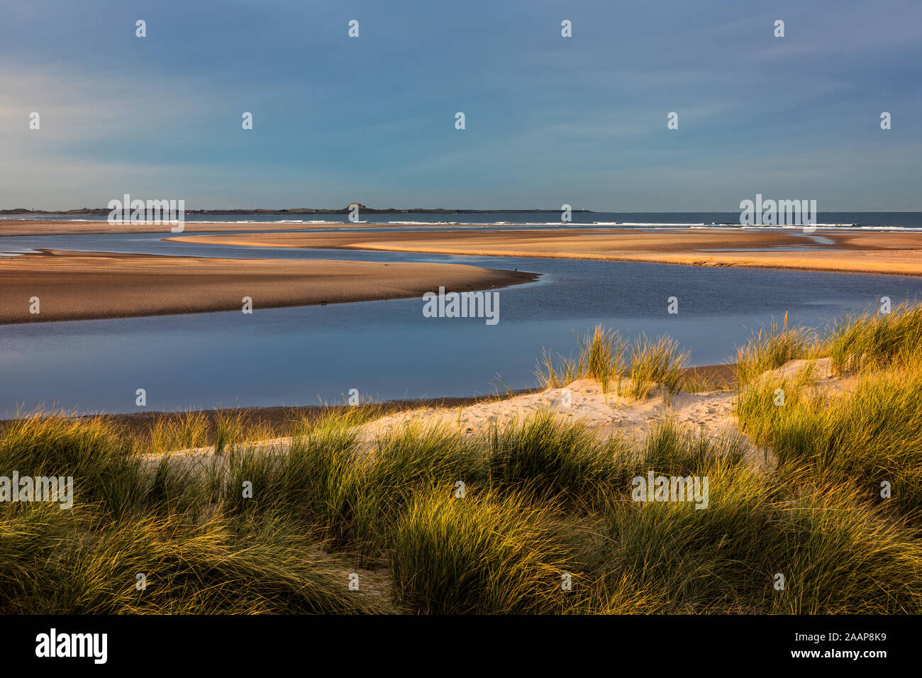 Budle bay hi-res stock photography and images - Alamy