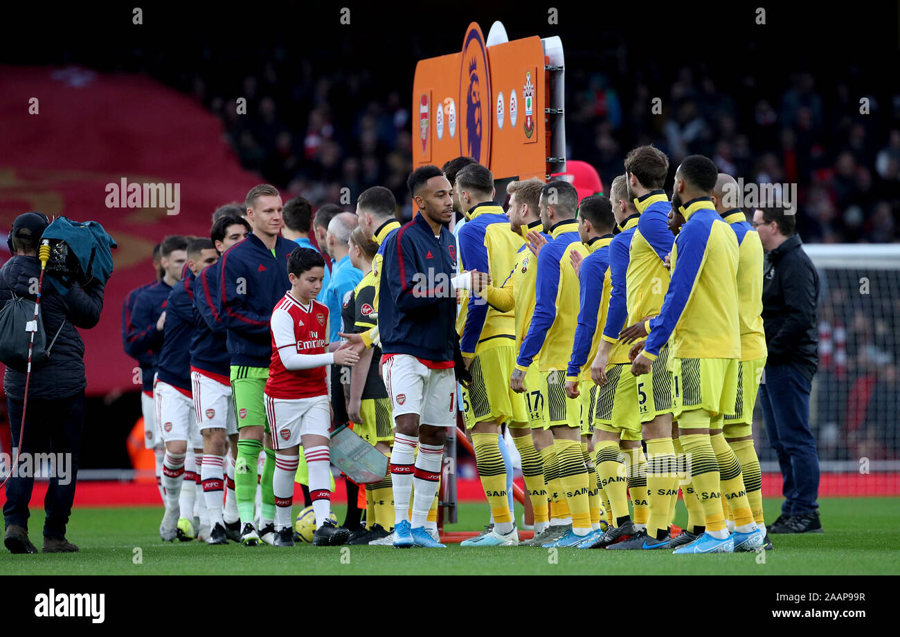 Arsenal and Southampton players shake hands before the Premier League ...