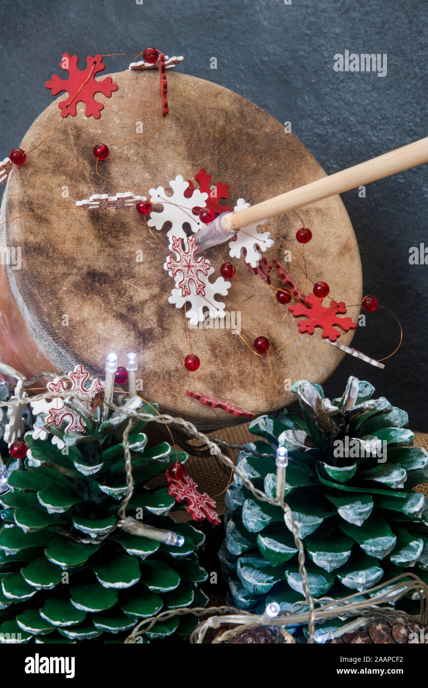 zambomba, membrane friction instrument, Spain Stock Photo - Alamy