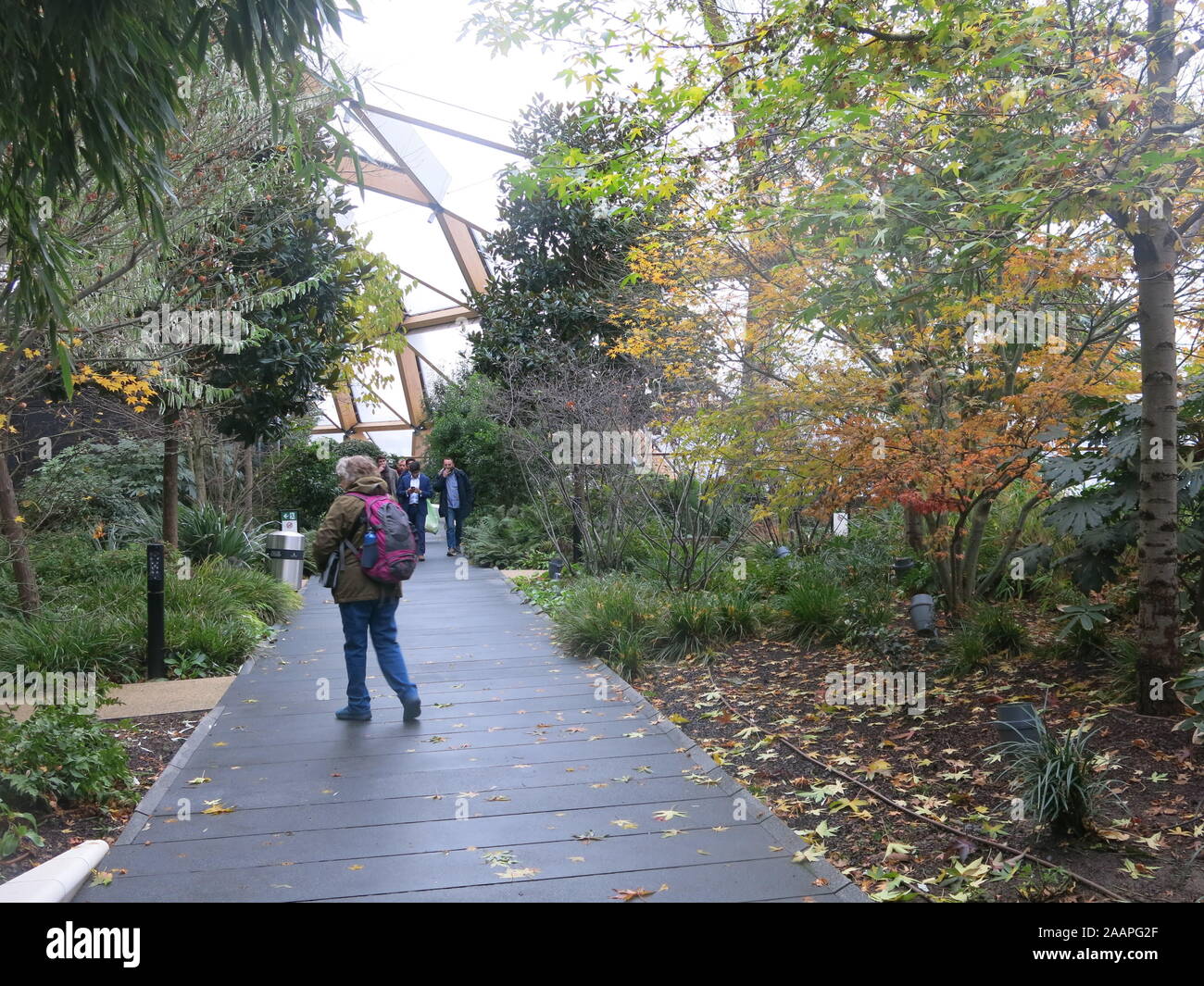 The crossrail rooftop garden hi-res stock photography and images - Alamy