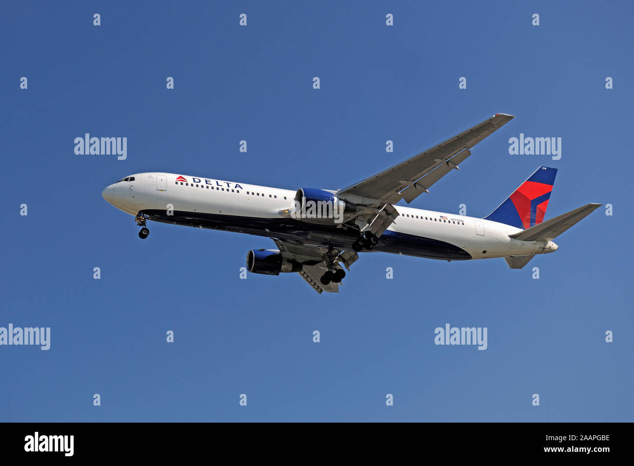 Boeing 747 - Delta Airlines Stock Photo - Alamy