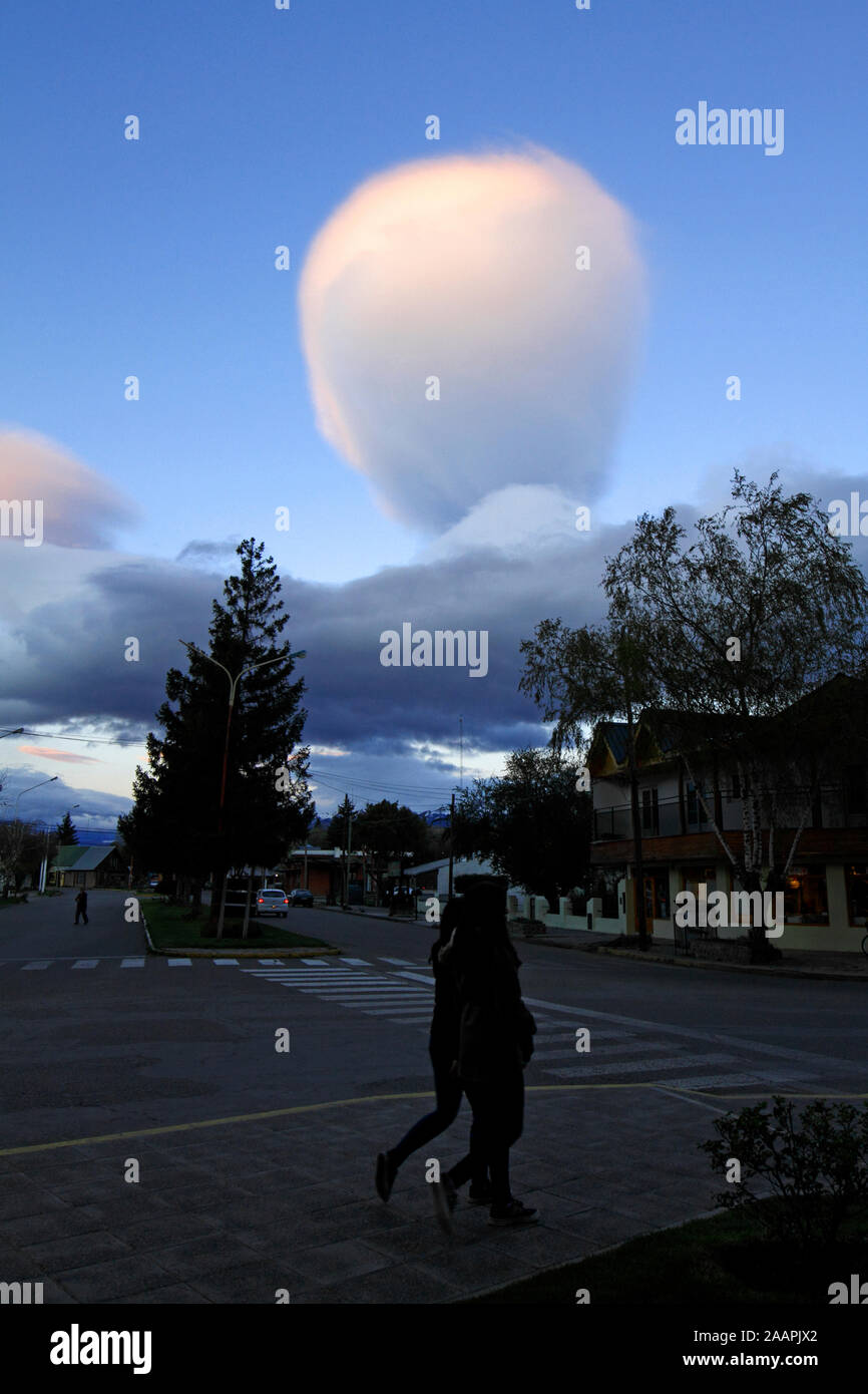 Lenticular Cloud High Resolution Stock Photography and Images - Alamy