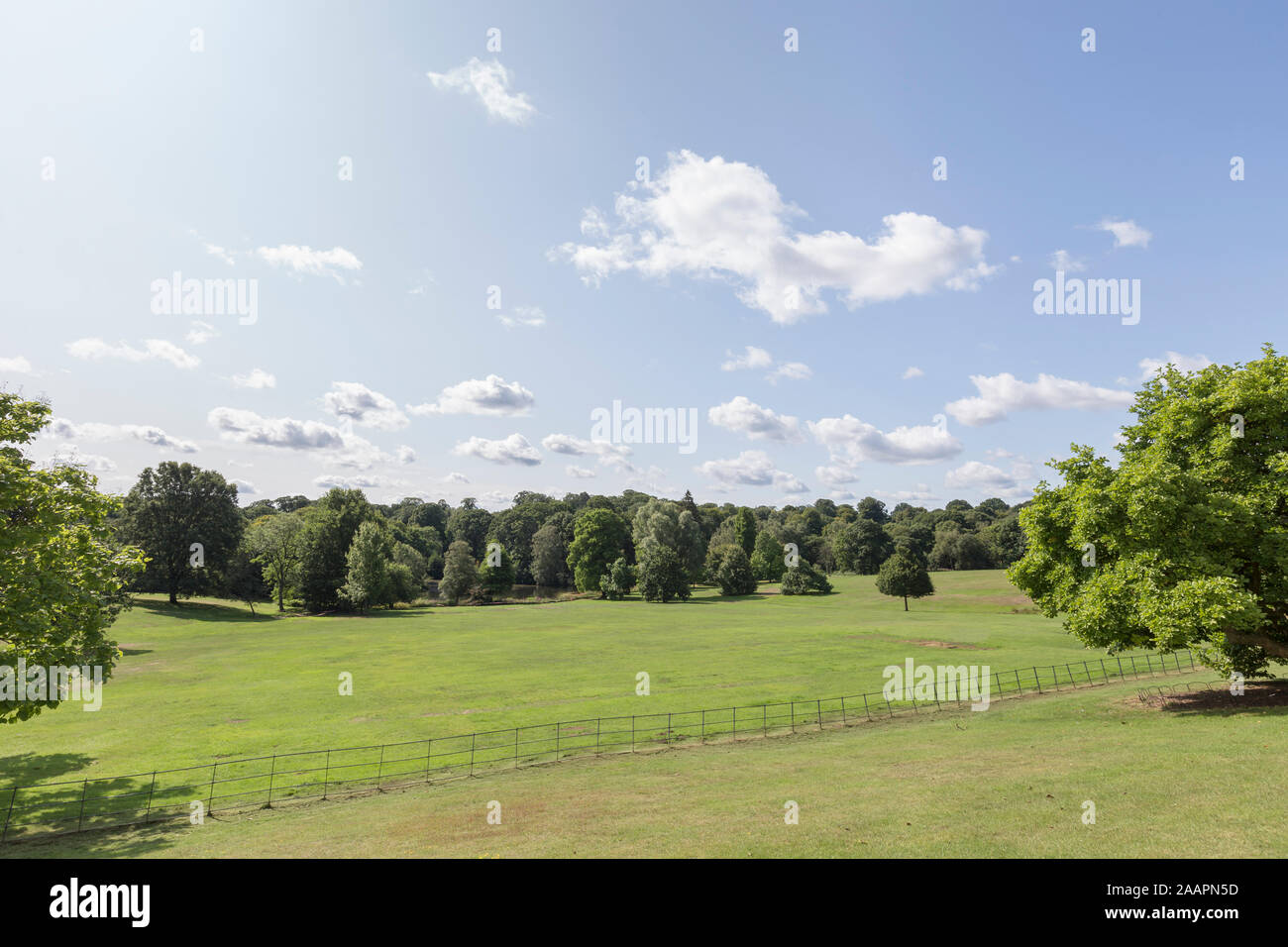 Kenwood park hi-res stock photography and images - Alamy