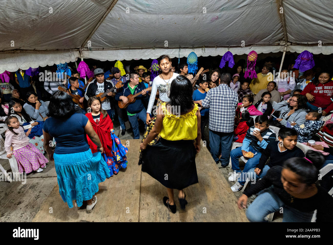 Huapango hi-res stock photography and images - Alamy