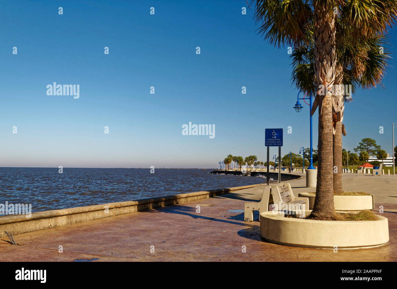 Pedestrian promenade hi-res stock photography and images - Alamy