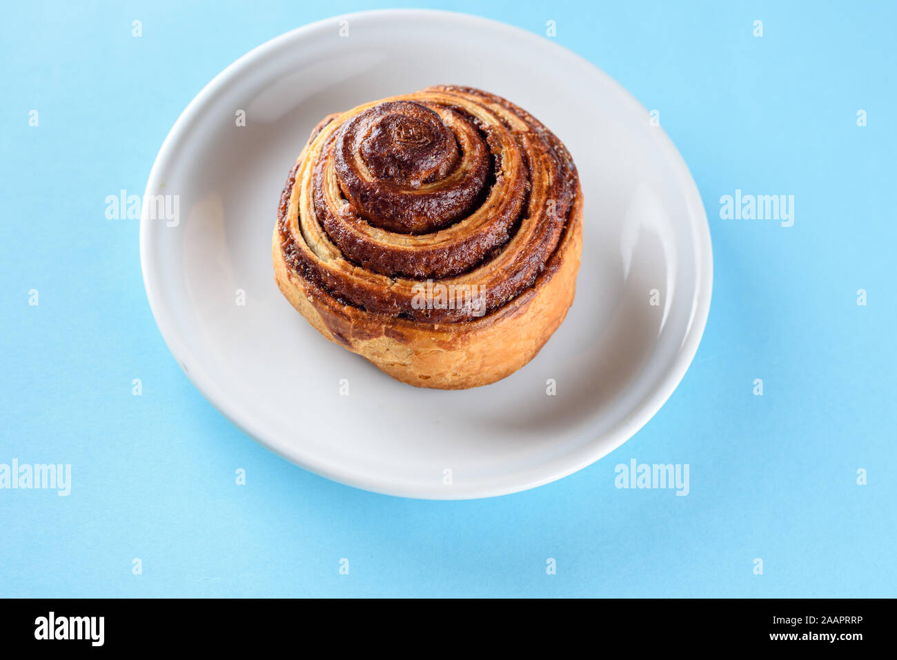 Cinnamon Danish Swirl-classic buttery danish pastry rolled with ...