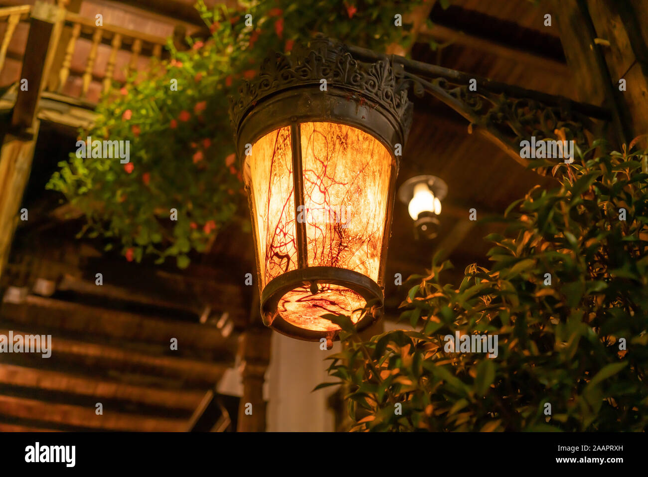 Decorative street lighting hi-res stock photography and images - Alamy