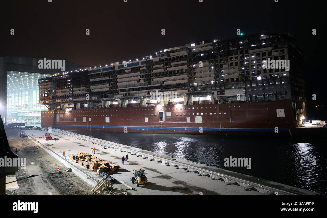 216 meters long hi-res stock photography and images - Alamy