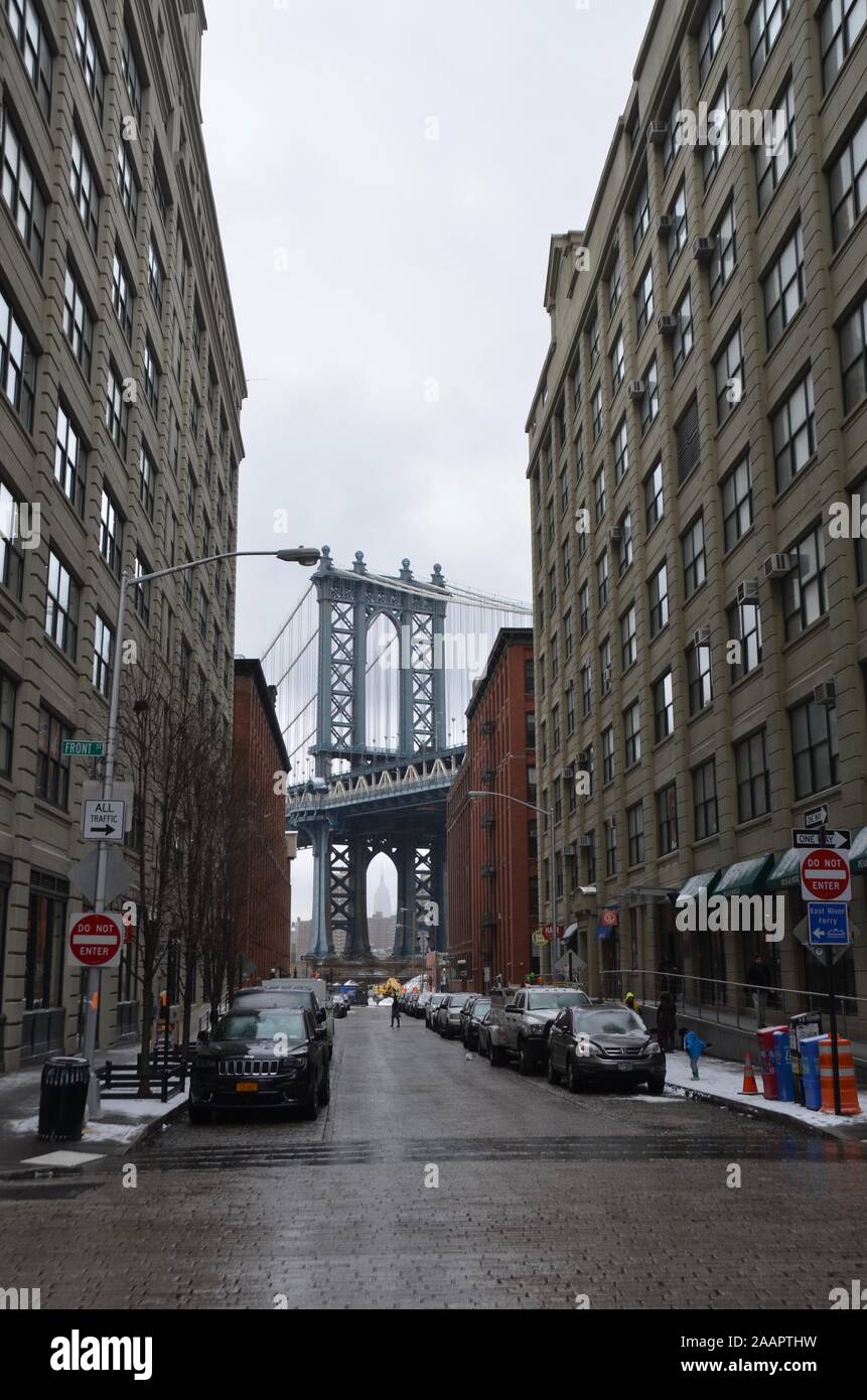 Dumbo statue hi-res stock photography and images - Alamy