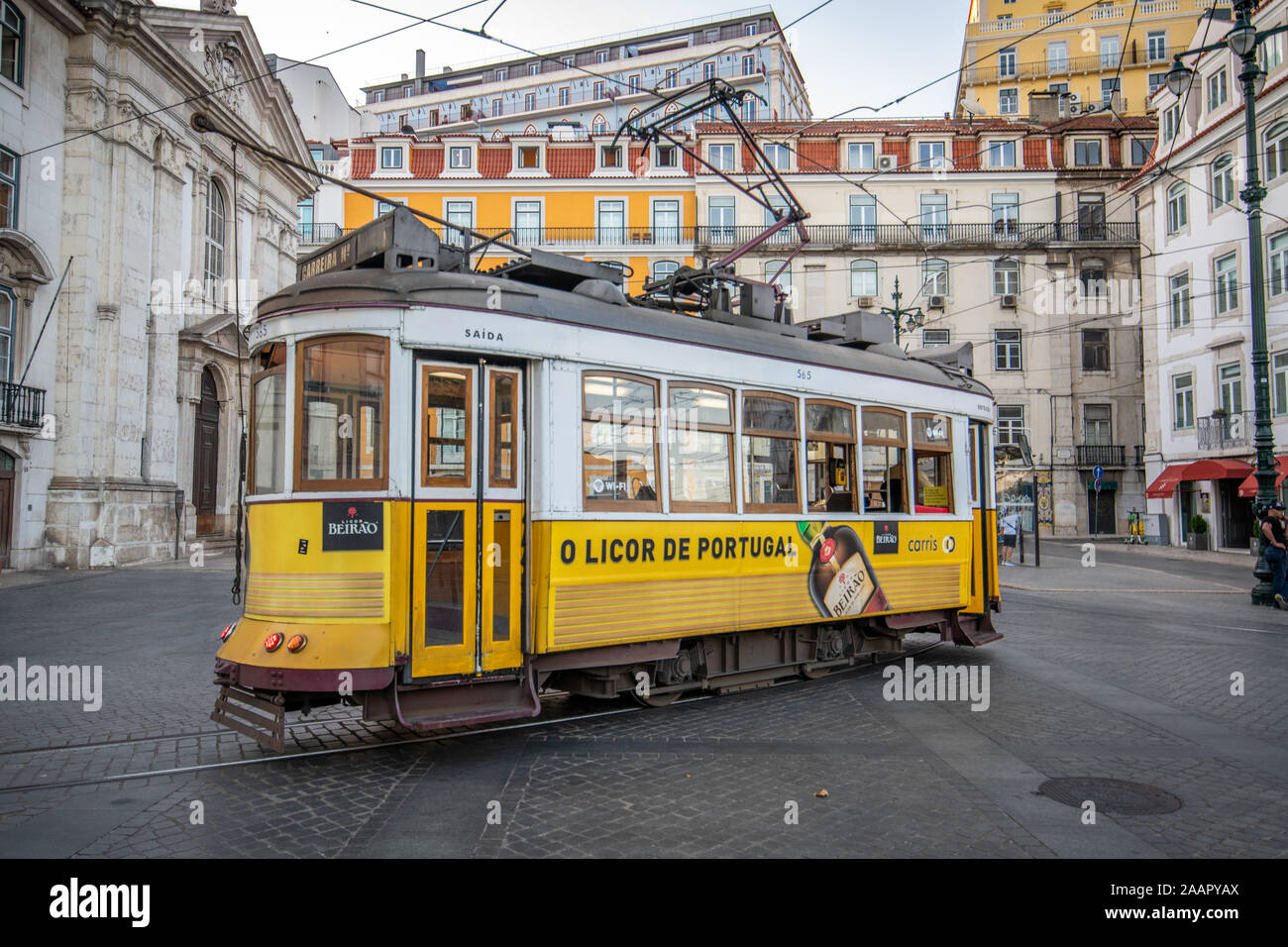 Portugaltrolley hi-res stock photography and images - Alamy