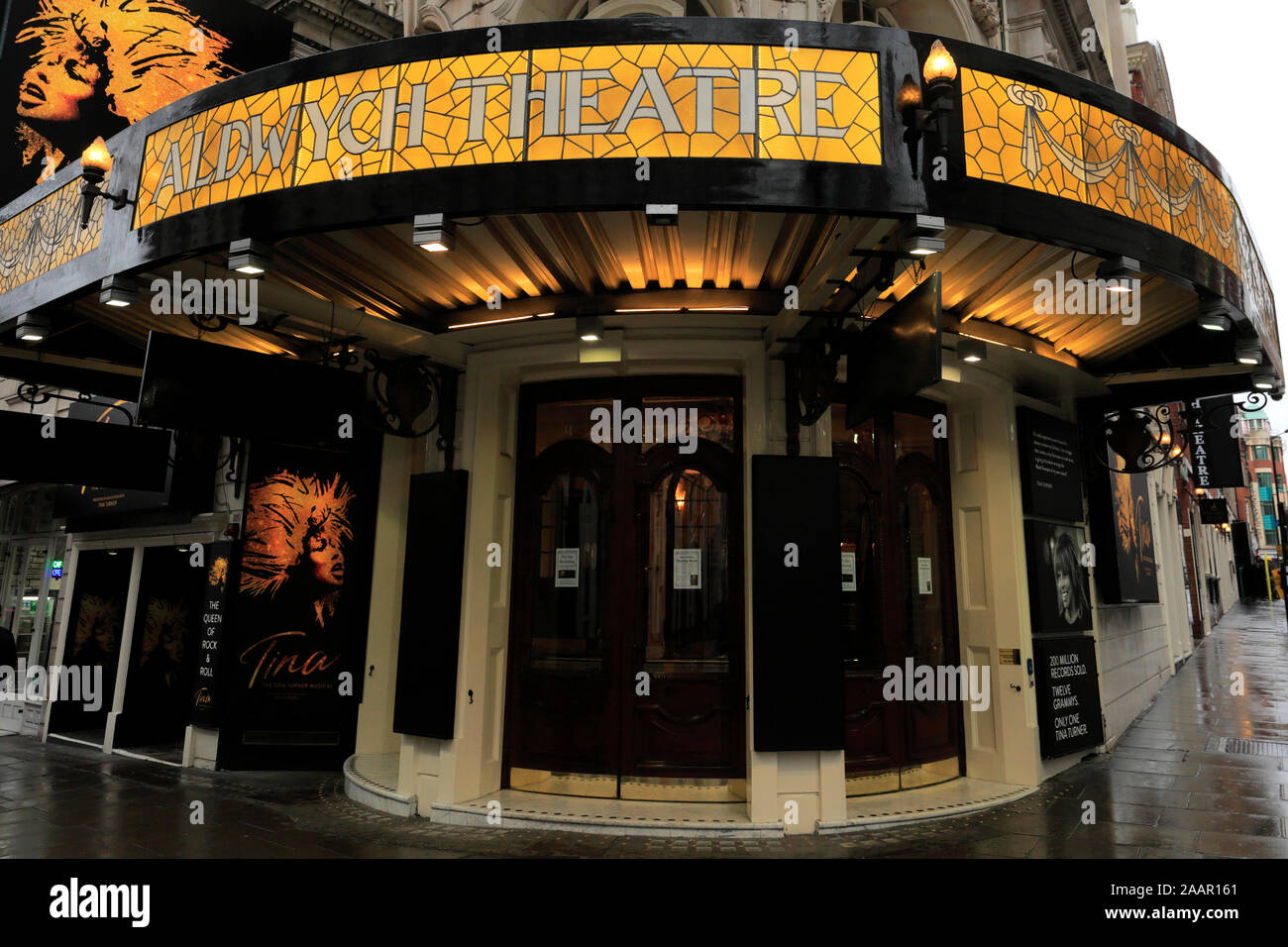 Aldwych theatre hi-res stock photography and images - Alamy