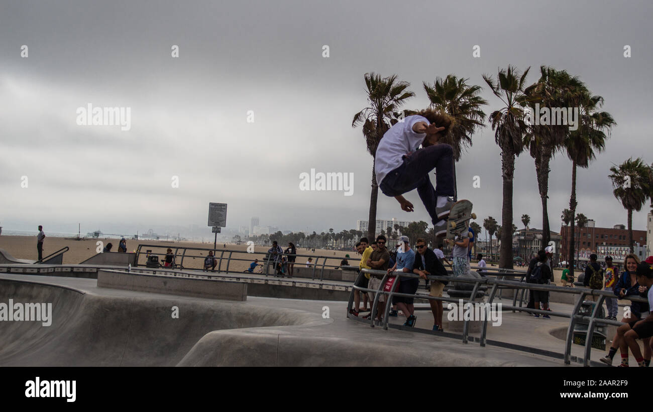 Los angeles skate park hi-res stock photography and images - Alamy