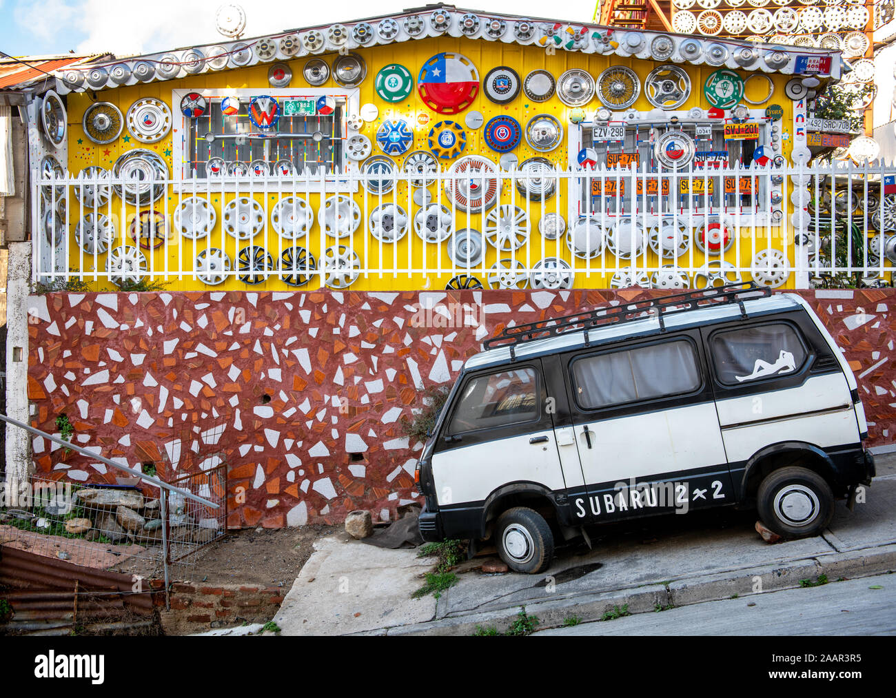 Hubcaps hi-res stock photography and images - Alamy