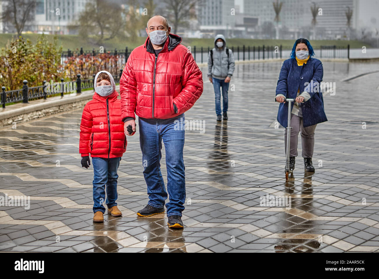 Dust masks hi-res stock photography and images - Alamy