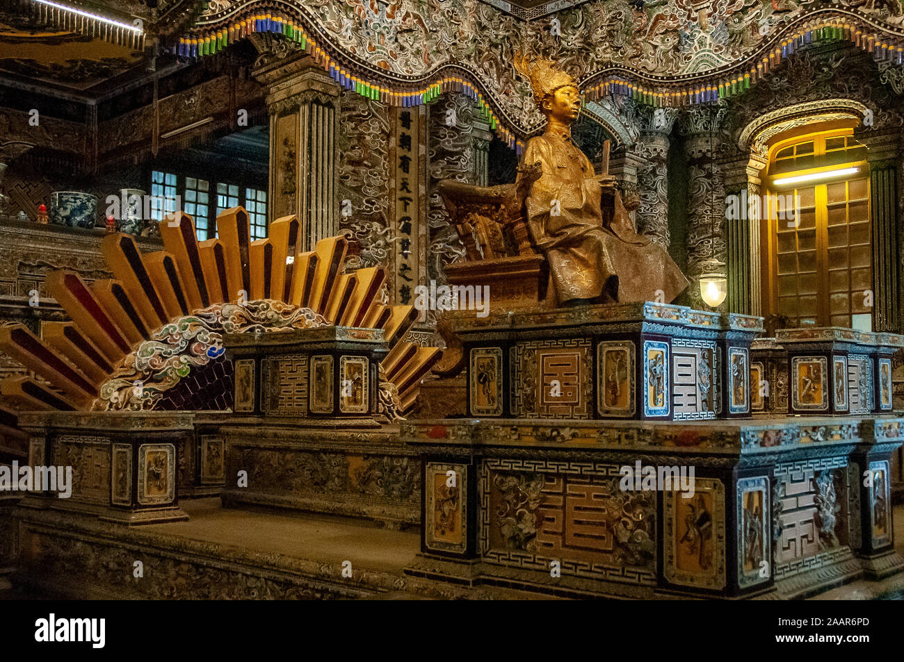 Interiors of the sumptuous tomb of Emperor Khai Dinh, near the Perfume ...
