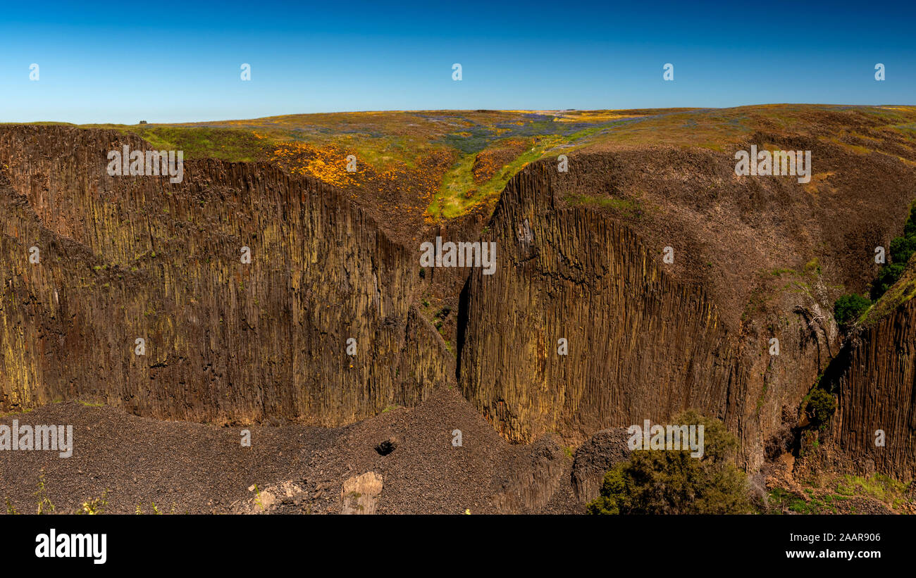Rock at table mountain, next to the Phantom Falls. Table Mountain is ...