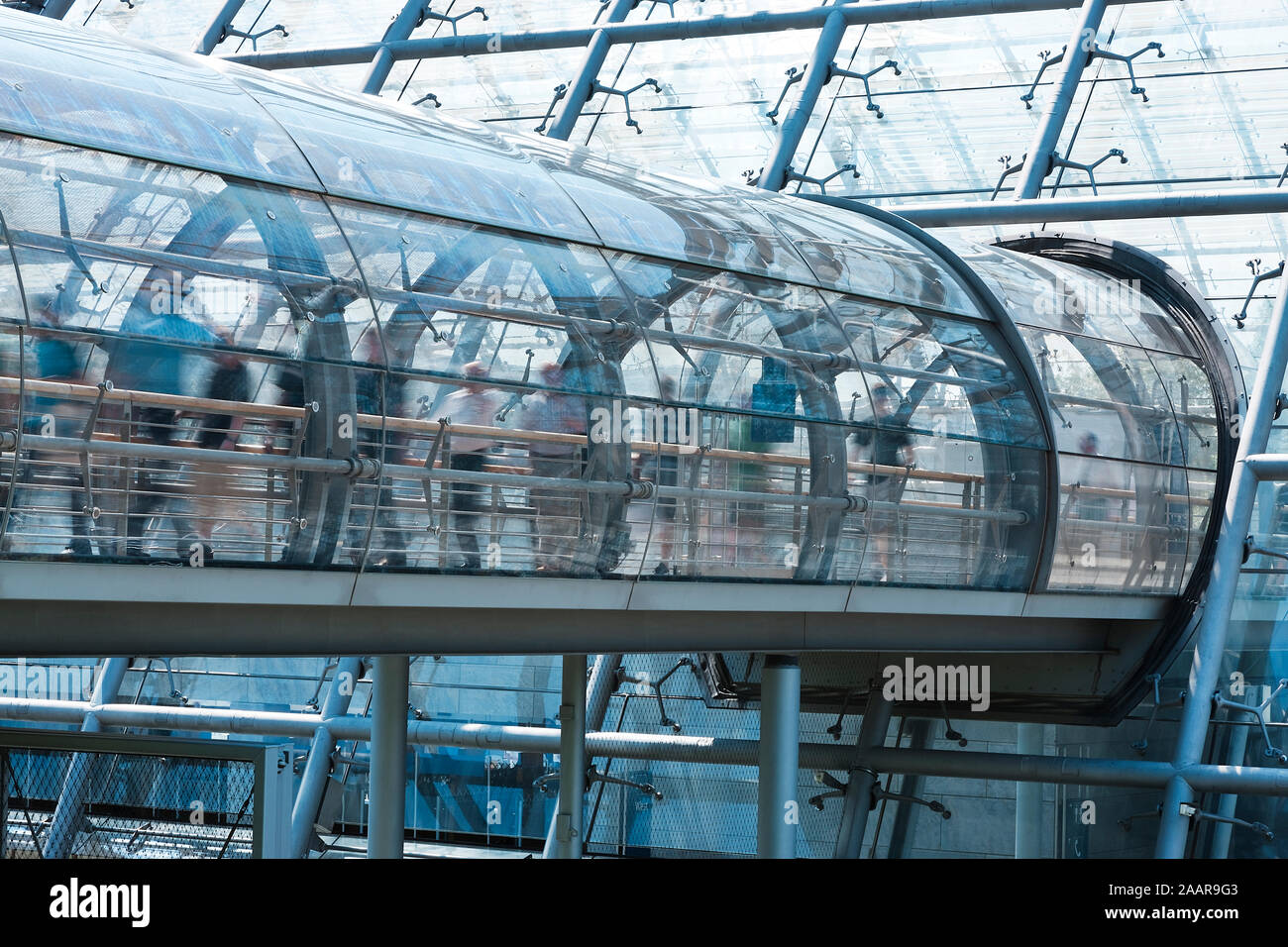 Man walking through large building hi-res stock photography and images ...