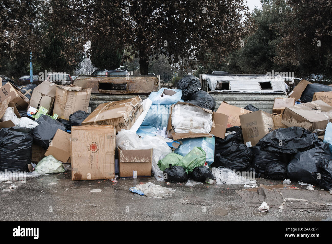 Naples waste management crisis hi-res stock photography and images - Alamy