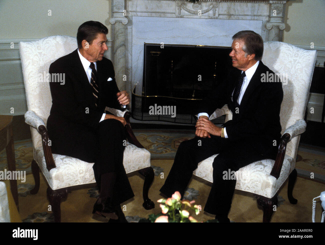 Reagan meets jimmy carter hi-res stock photography and images - Alamy
