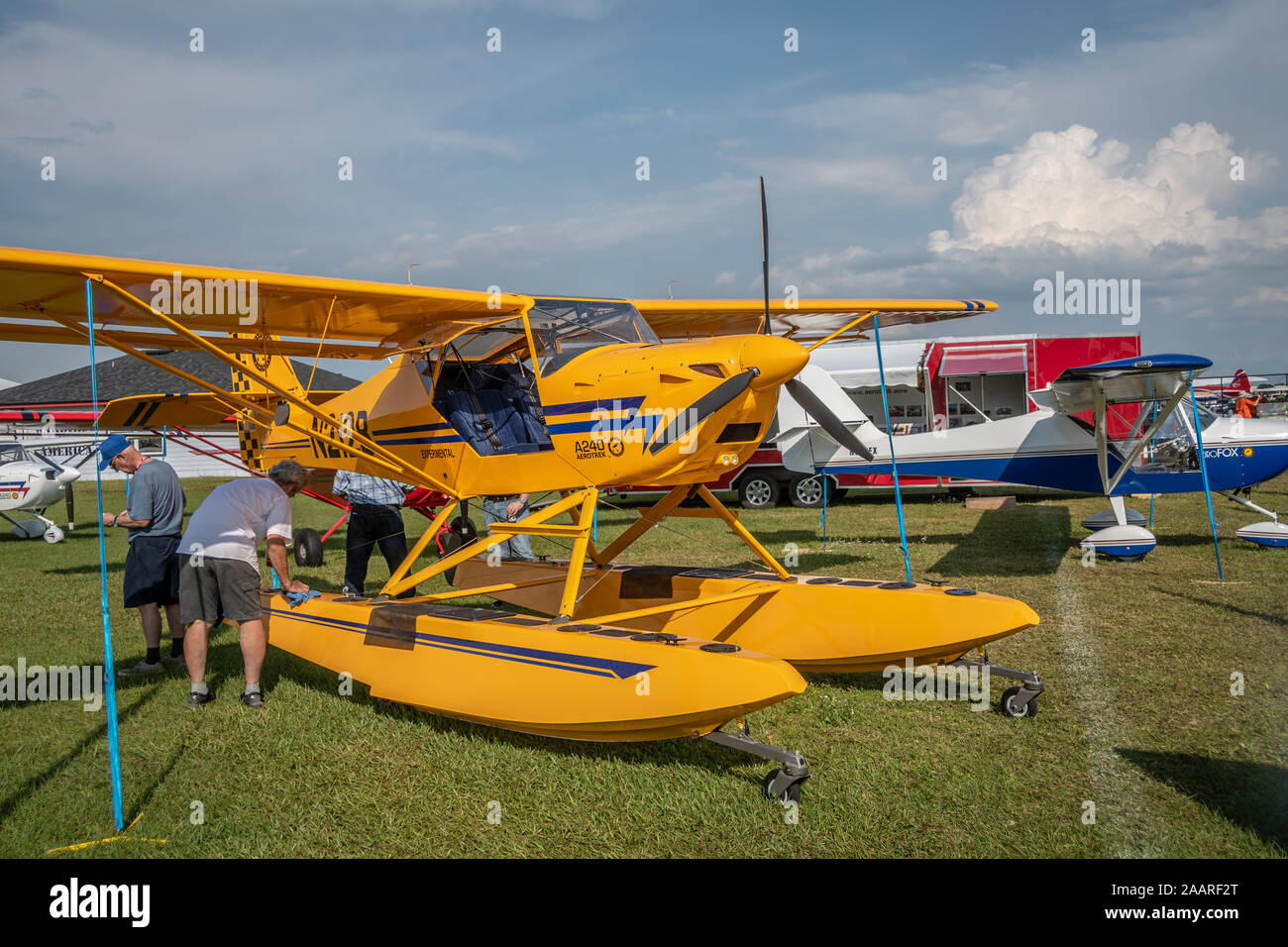 Planes on display -Sun n’ Fun airshow, Lakeland Florida Stock Photo - Alamy