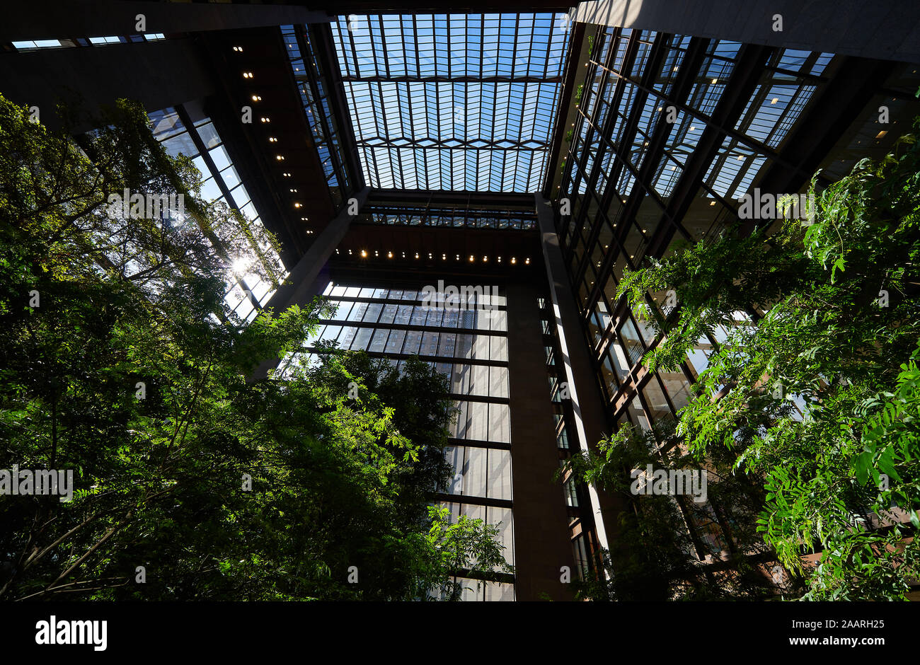 Interior garden at the Ford Foundation Stock Photo - Alamy