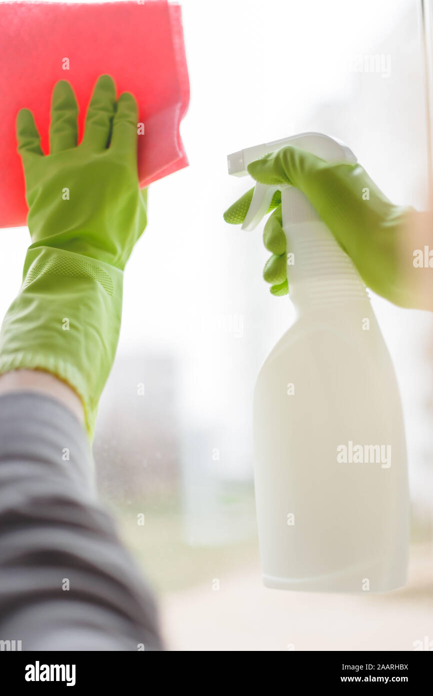 Window spray hi-res stock photography and images - Alamy
