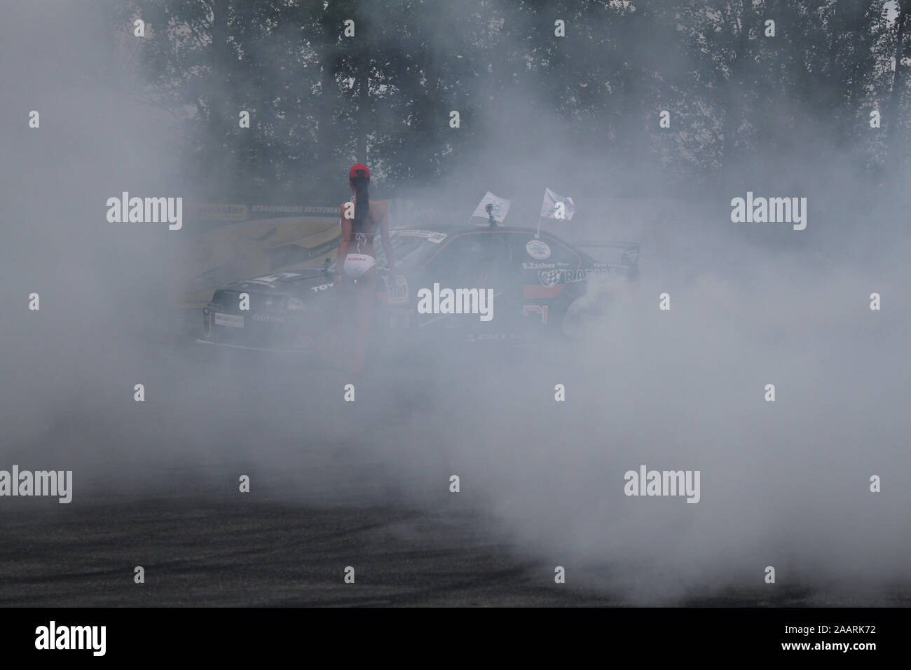 Hot rod car girl hi-res stock photography and images - Alamy