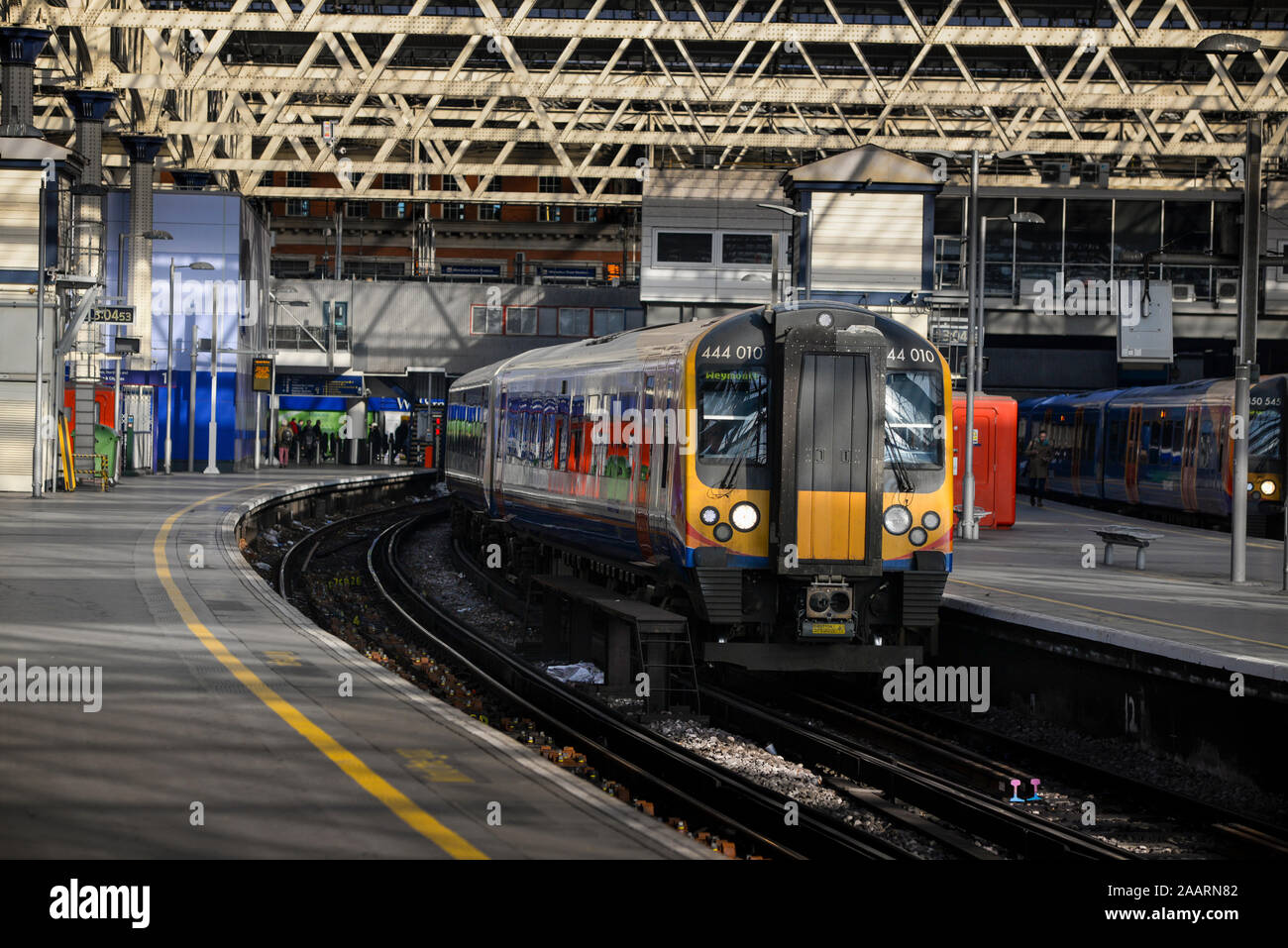Class 444 Desiro (444010) train at London Waterloo Stock Photo - Alamy