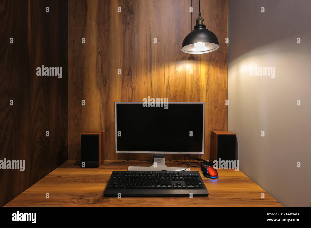 Desktop computer speakers keyboard hi-res stock photography and images ...