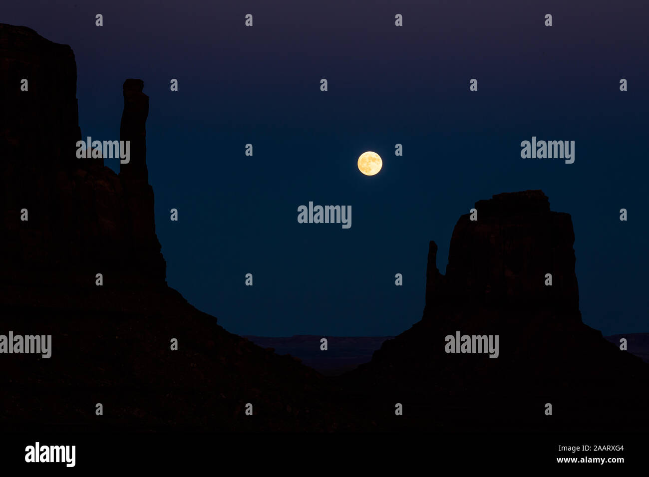 Utah night sky rock hi-res stock photography and images - Alamy