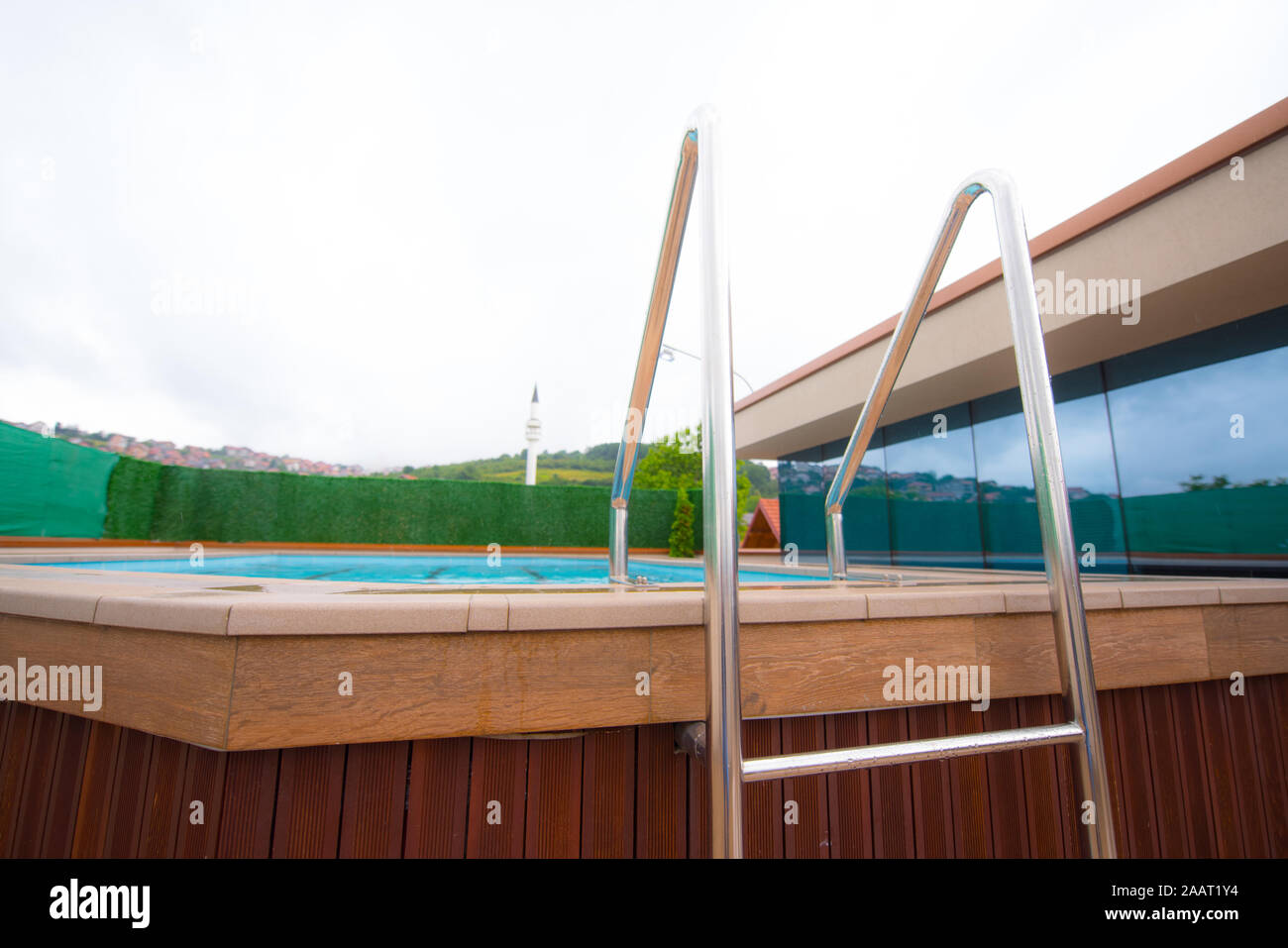 Small swimming pool on the roof, private modern villa house Stock Photo ...