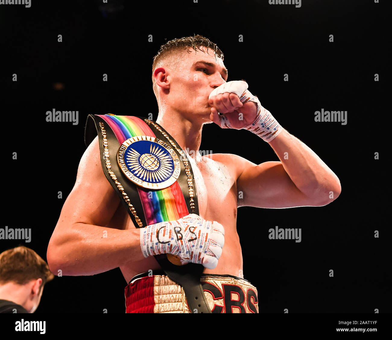 Liverpool, UK. 23th Nov, 2019. Craig Evans celebrates after winning the ...
