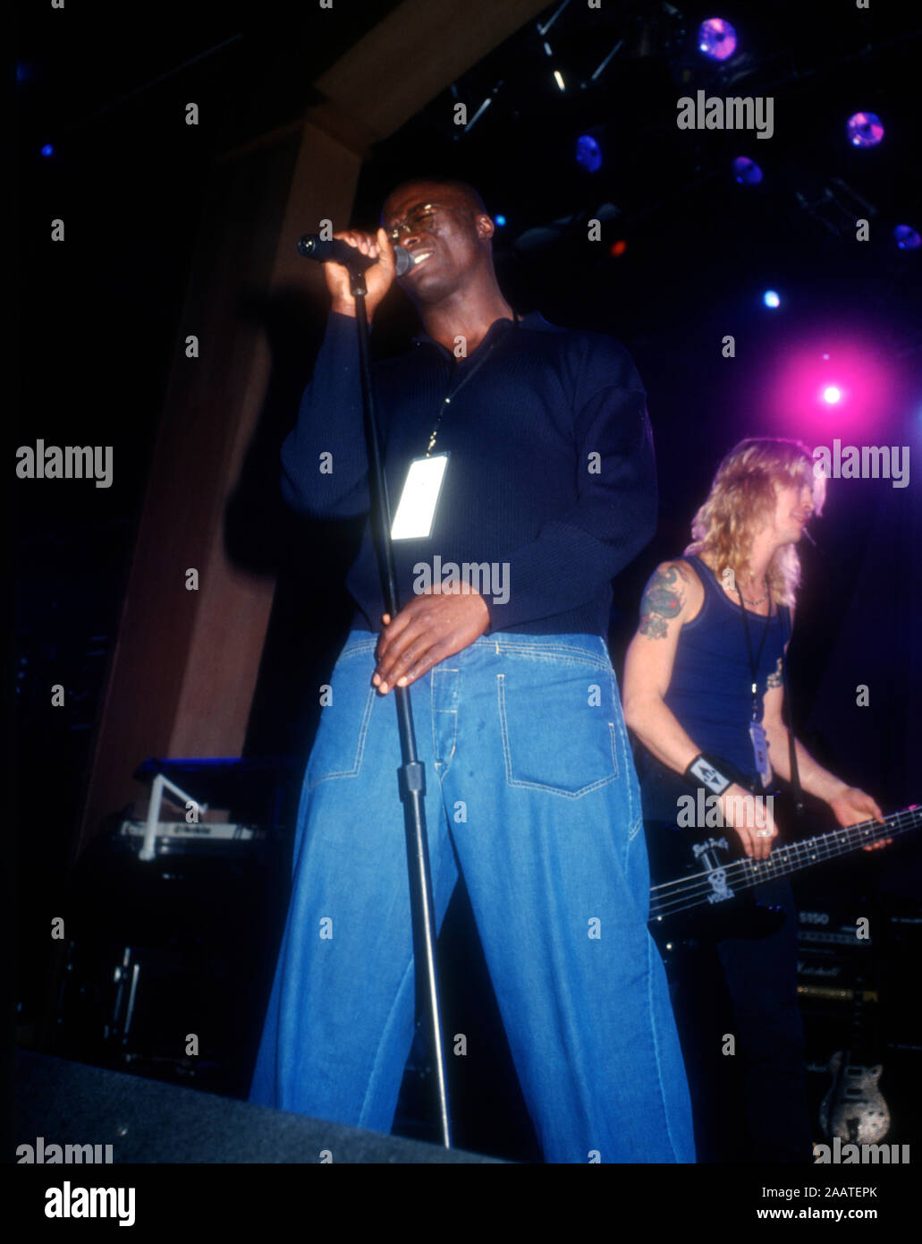 Seal singer 1995 hi-res stock photography and images - Alamy