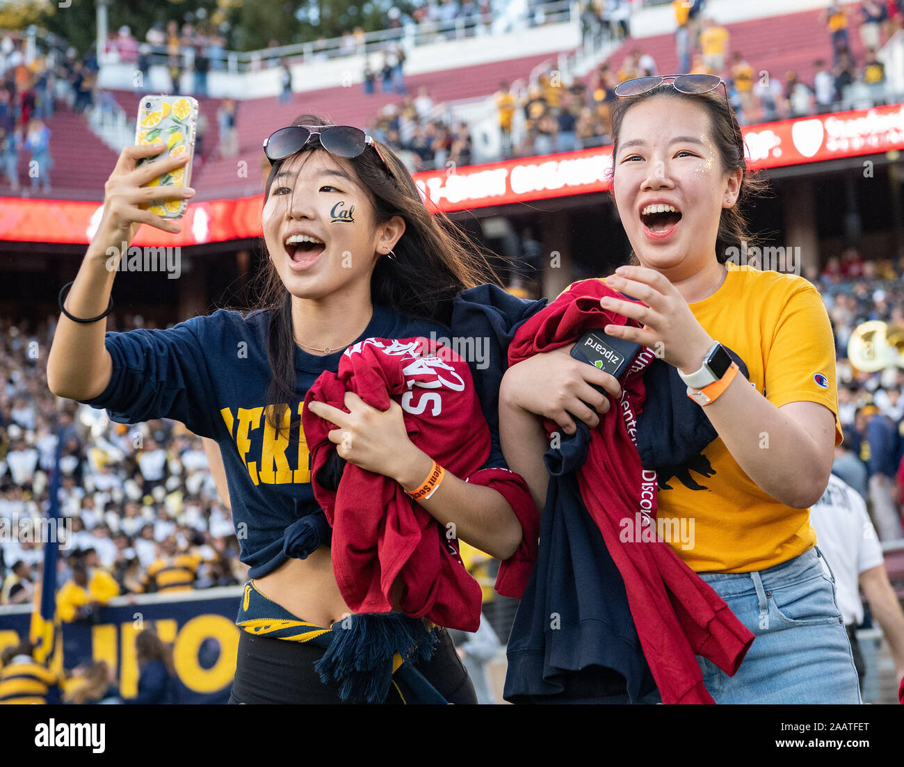 Indian fans in stadium hi-res stock photography and images - Alamy