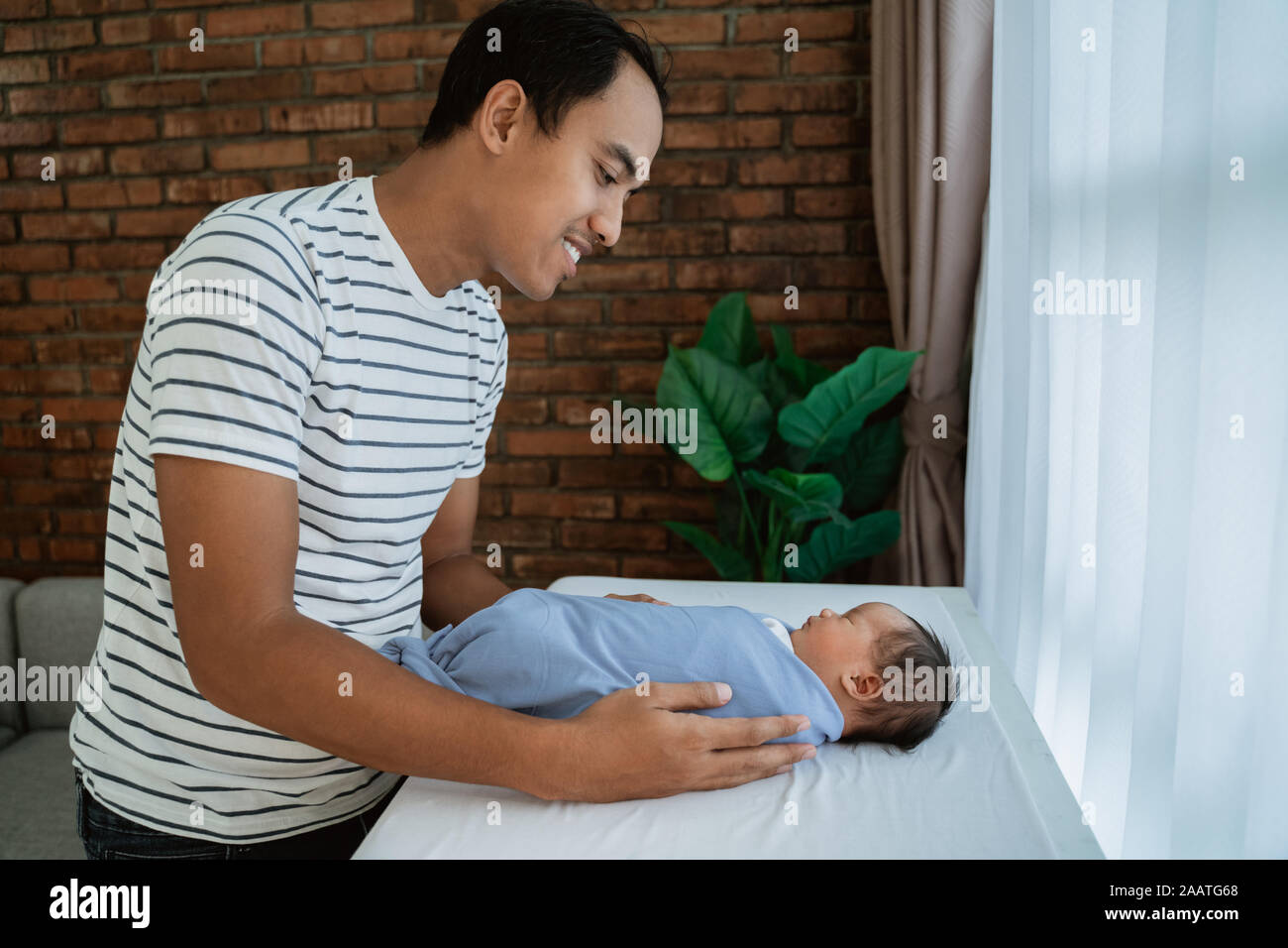 father holding daughter when sleeping Stock Photo - Alamy