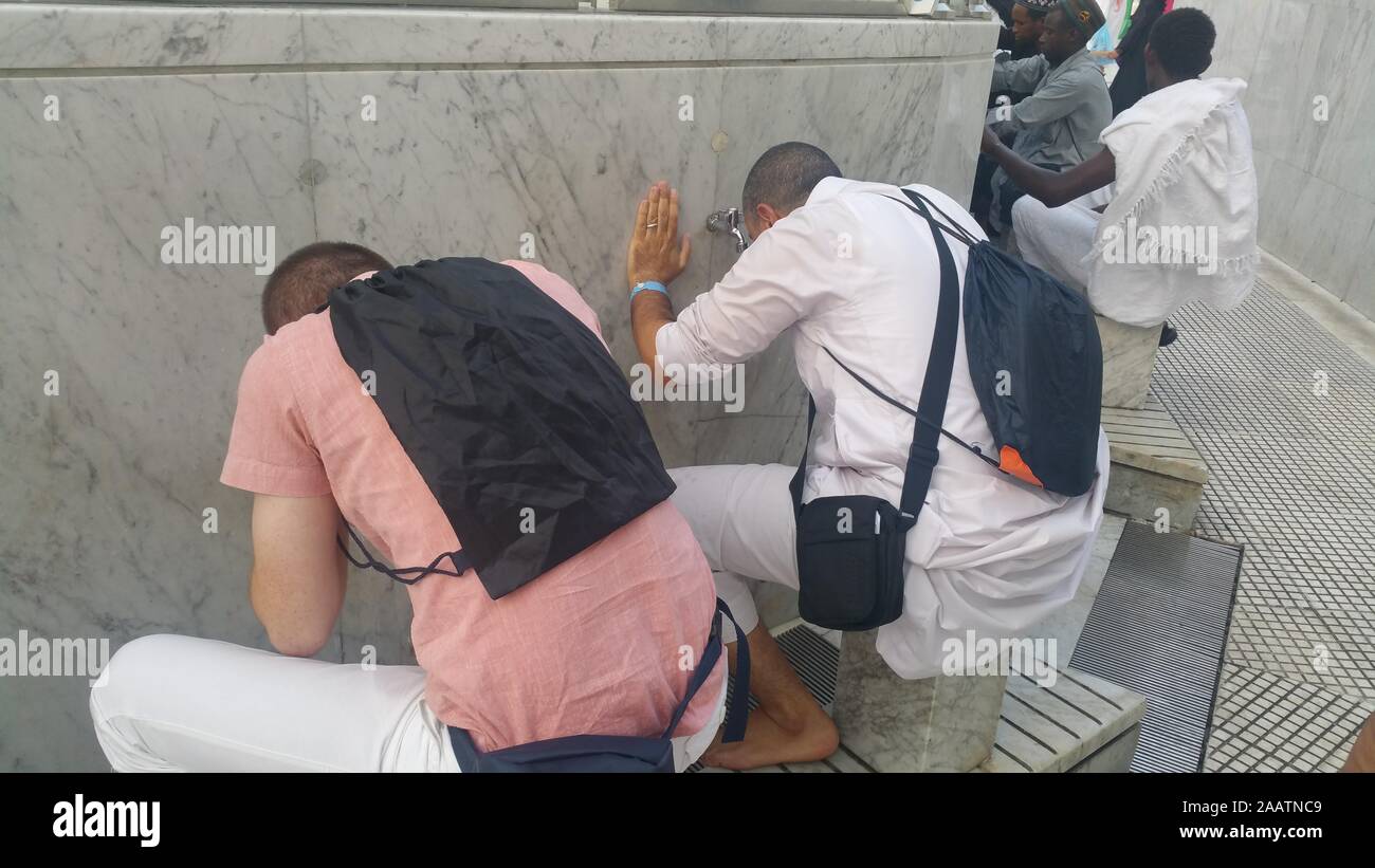 Photo of the Muslims performing ablution (wudhu) before prayer Stock ...