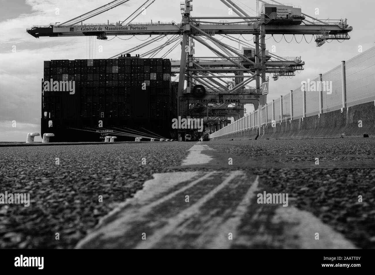 Big maritime port Black and White Stock Photos & Images - Alamy