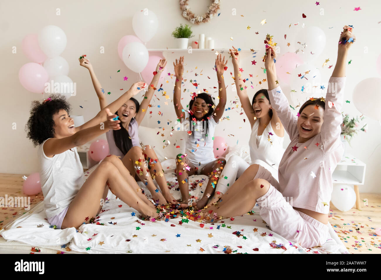 Female students bedroom hi-res stock photography and images - Alamy