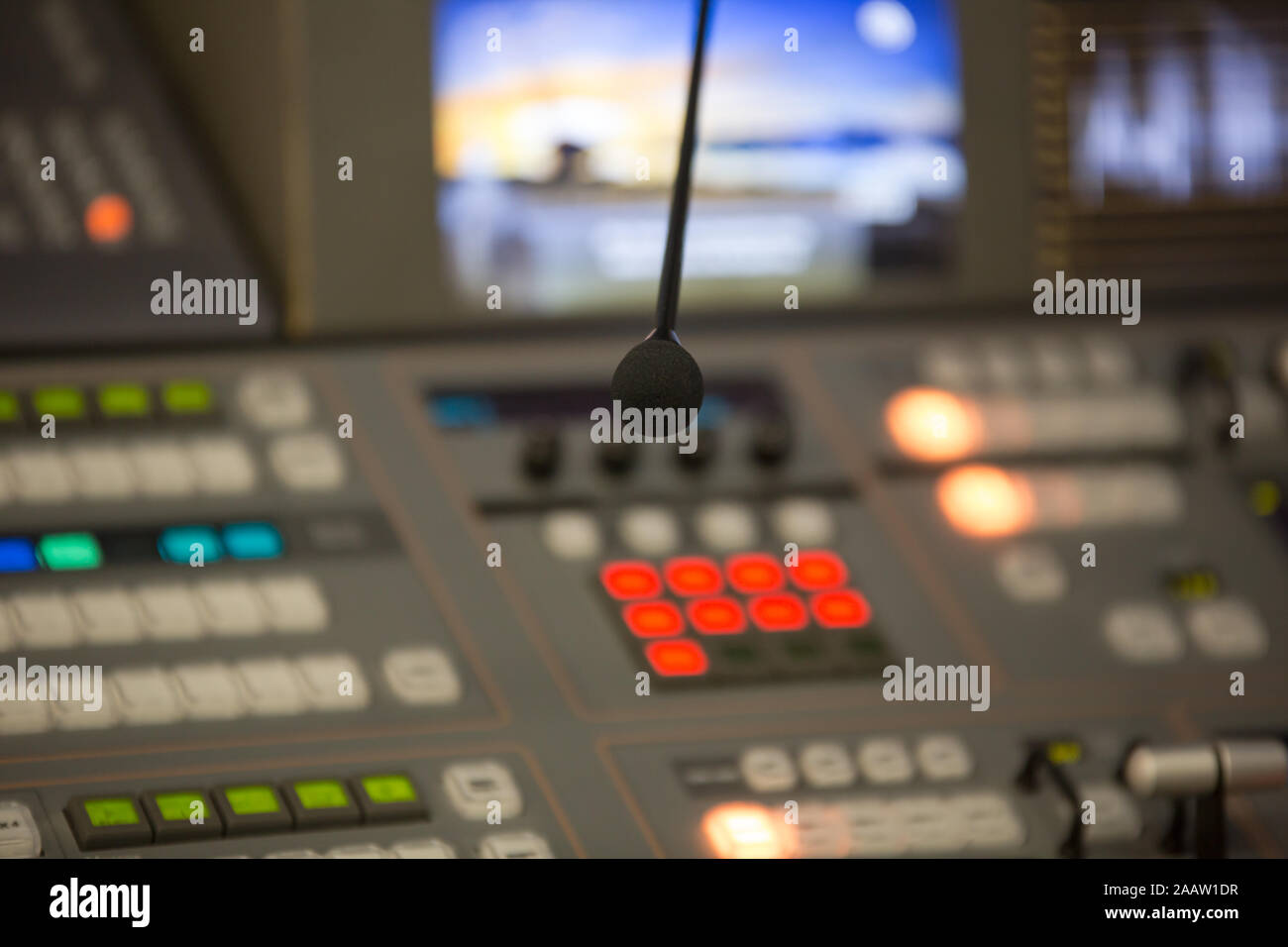 Switcher vision mixing panel hi-res stock photography and images - Alamy