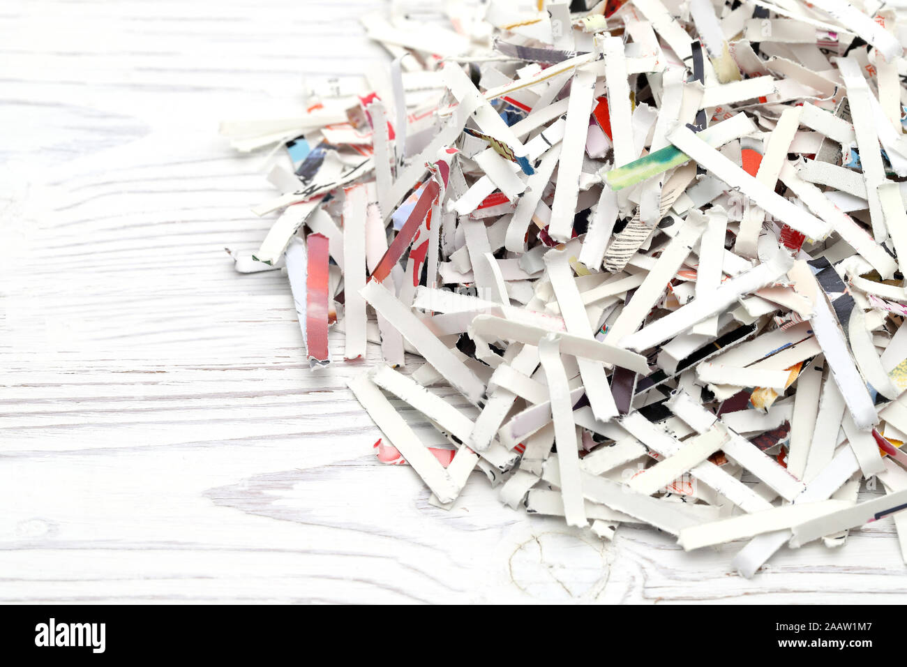 Shredded paper texture hi-res stock photography and images - Alamy